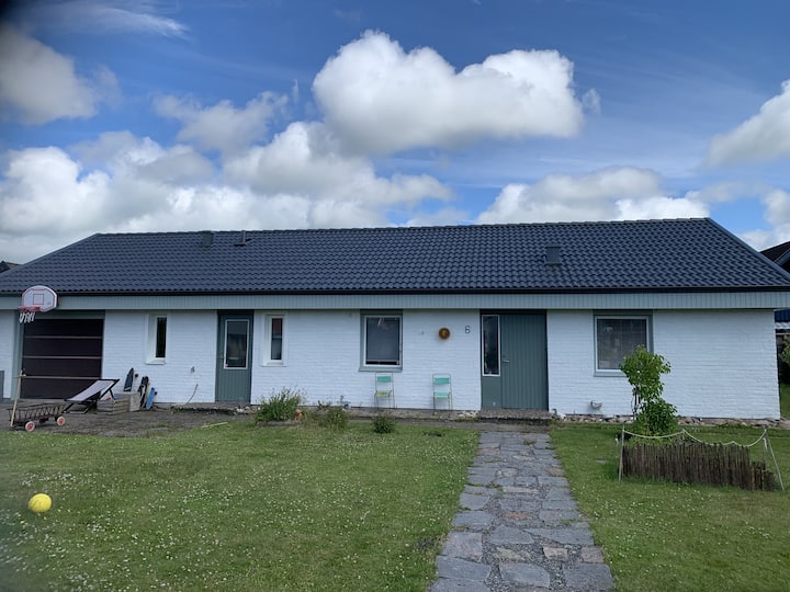 Villa I Varberg Med Färska äGg Till Frukosten - Varberg