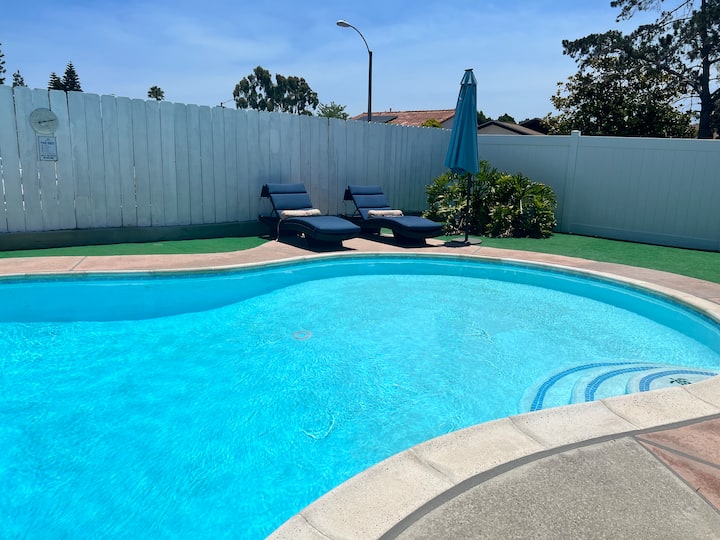 Entire Home Retreat* Private Pool & Hot Tub - San Diego, CA