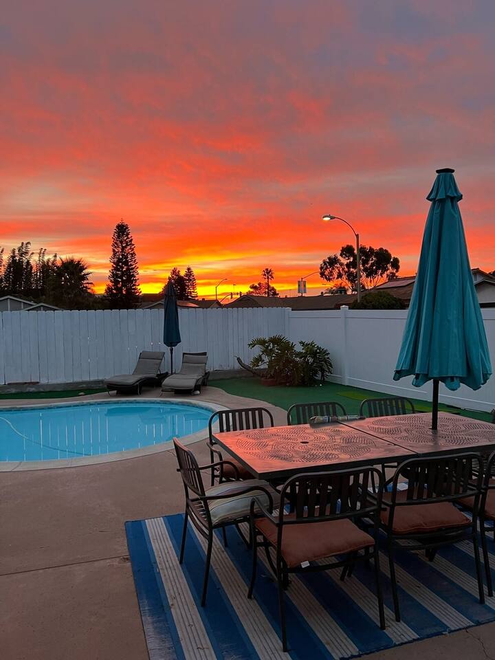 Retreat Vacation With Solar Heating Pool & Hot Tub - Sorrento Valley - San Diego