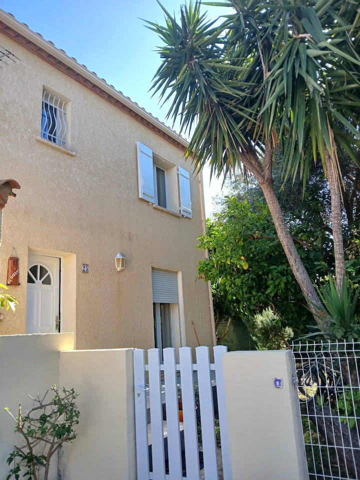 Maison Familiale Proche De La Mer-3 Ch-jardin Clos - Canet-en-Roussillon