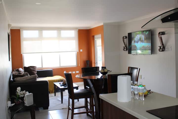 Taylor-raye's - Kingston