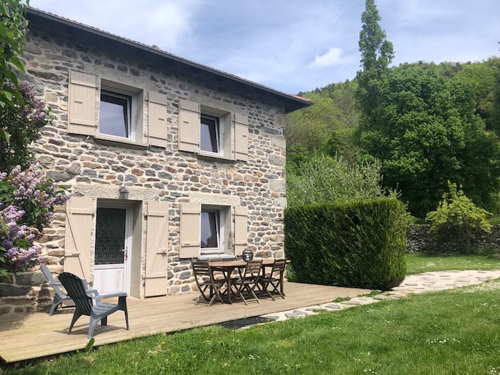 Maisonnette à La Campagne - Haute-Loire