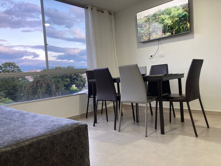 Acogedor Apartamento Fresco E Iluminado - Alcalá