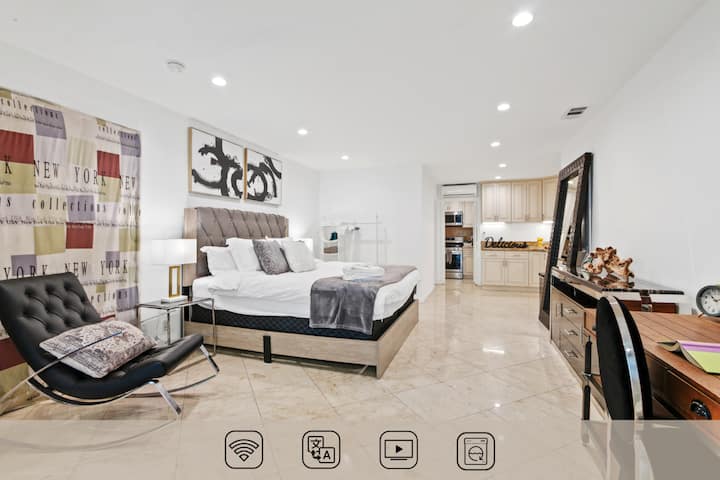 The Luxury Zenscape Retreat (Private Suite) - Hacienda Heights, CA