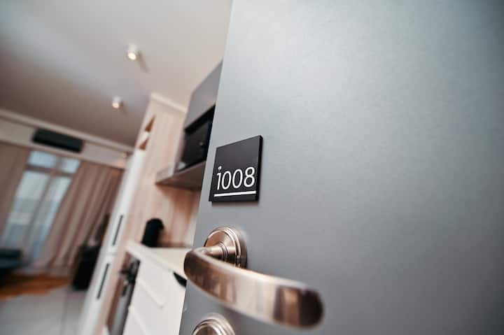 Menlyn Maine Trilogy 10th Floor Apartment - Pretoria