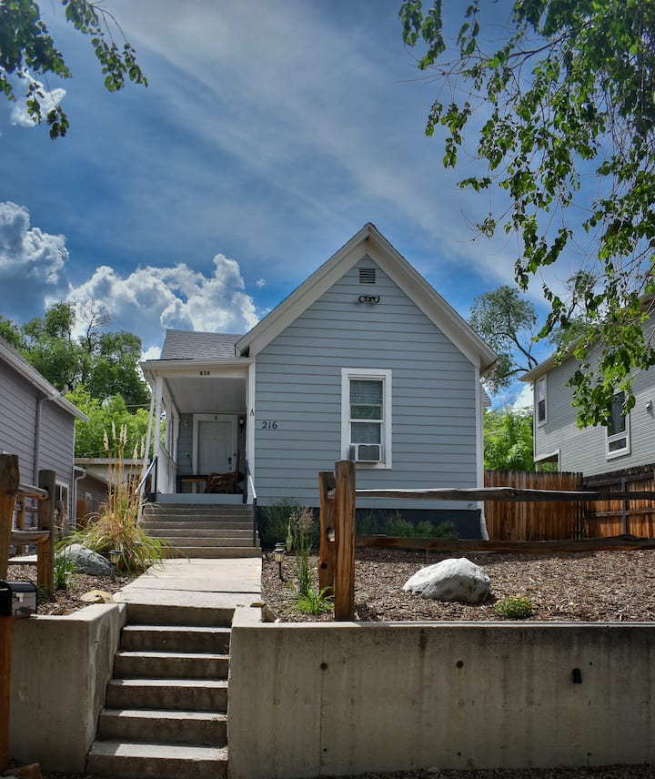 July 5 Avail. *Remodeled 3 Bed Downtwn W/firepit - Manitou Springs, CO