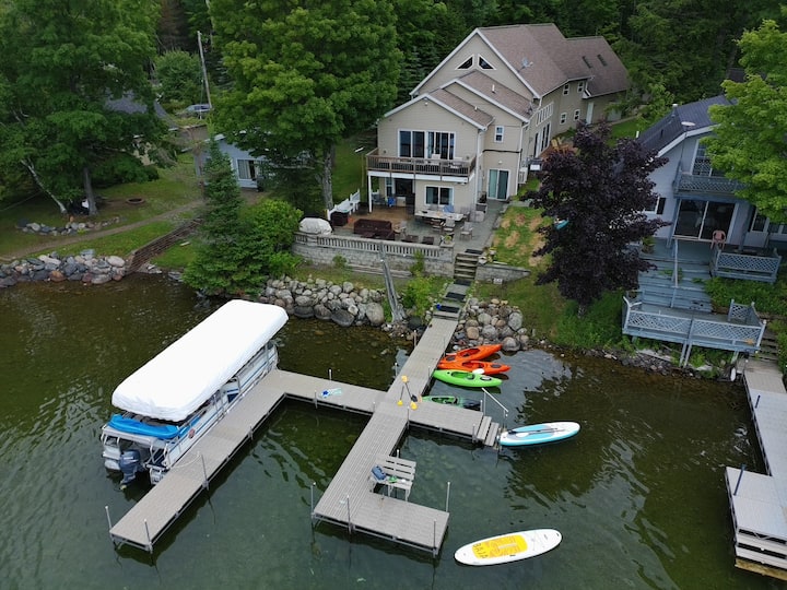 Deepwater Lodge Chicaugon Lake! Sleeps 22! - Bewabic State Park, Crystal Falls