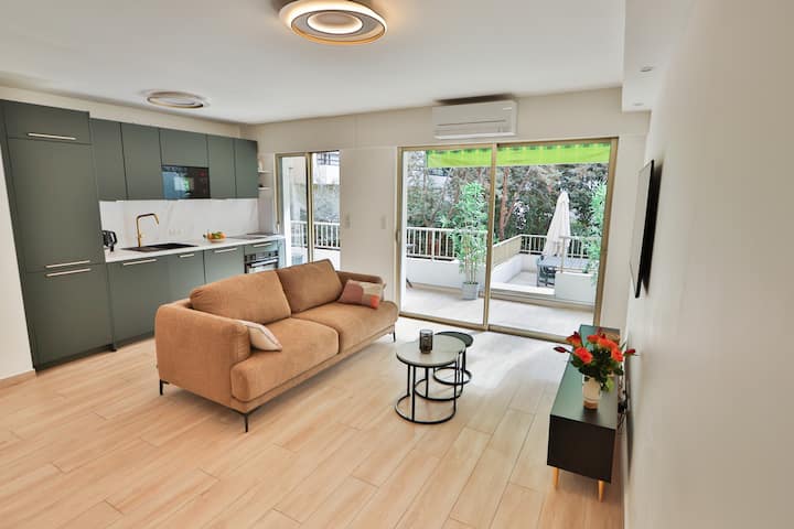 Spacieux T2 Et Grande Terrasse à 200m De La Plage - Cannes