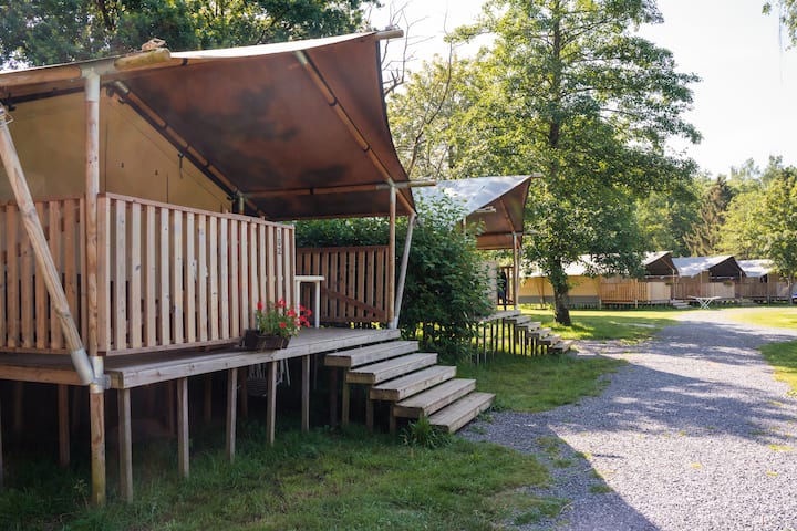 Camping De Chênefleur - Tente Safari 4p Sanitaires - Tintigny