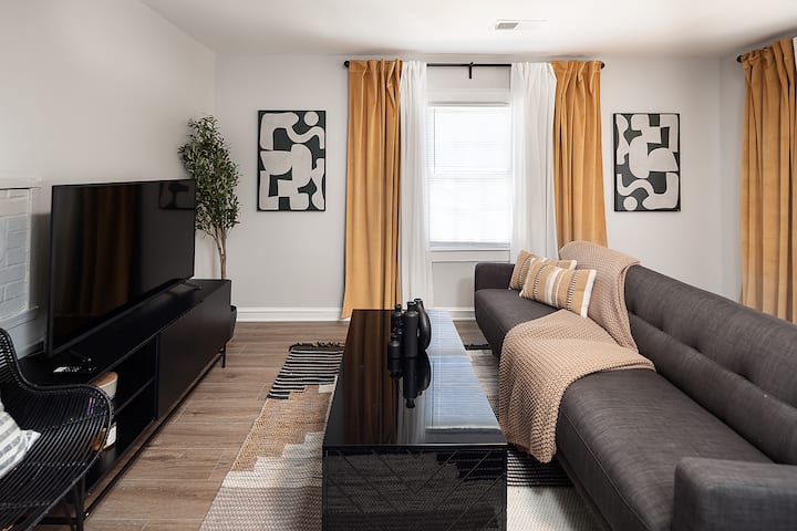 Charming Condo In Charlotte - Charlotte, NC