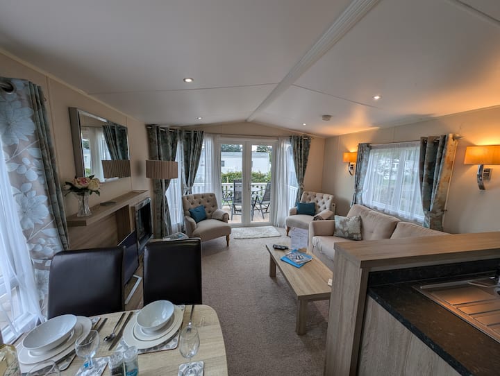 Newly Refurbished Near Avon Beach & Mudeford - Mudeford