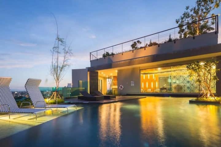 The Astra 2bedroom,close Night Bazaar And Old City - Chiang Mai