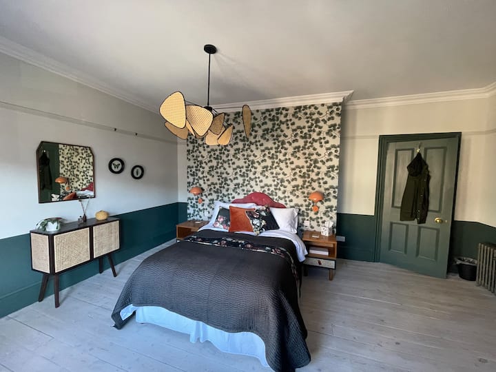 Stylish Seaside Holiday Getaway - Deal Lodge - Deal