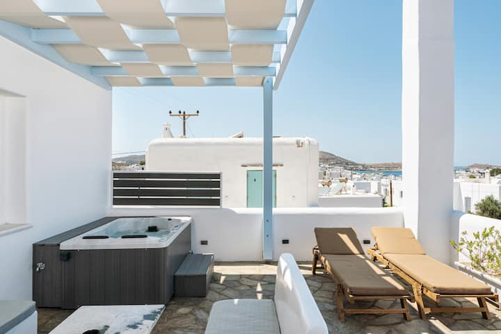 Deluxe Apartment Jetted Tub - Hebe Parian Living - Paros