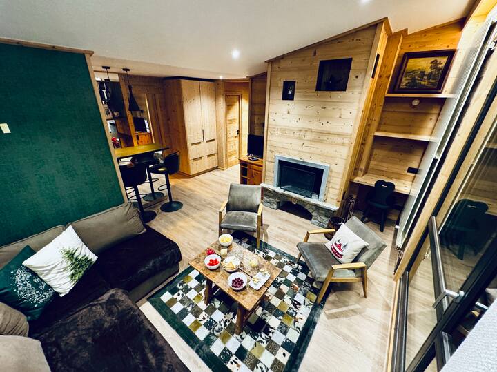 Duplex  6 Personnes , Centre Du Village - Val-d'Isère