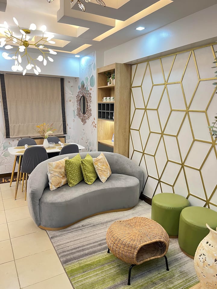 Infina 2br/wi-fi/netflix/karaoke/boardgames - Quezon City