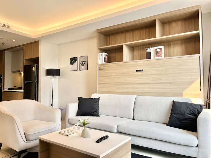 Perfect Location# Pool#gym@bts/mrt&2br#5ppl - Bangkok