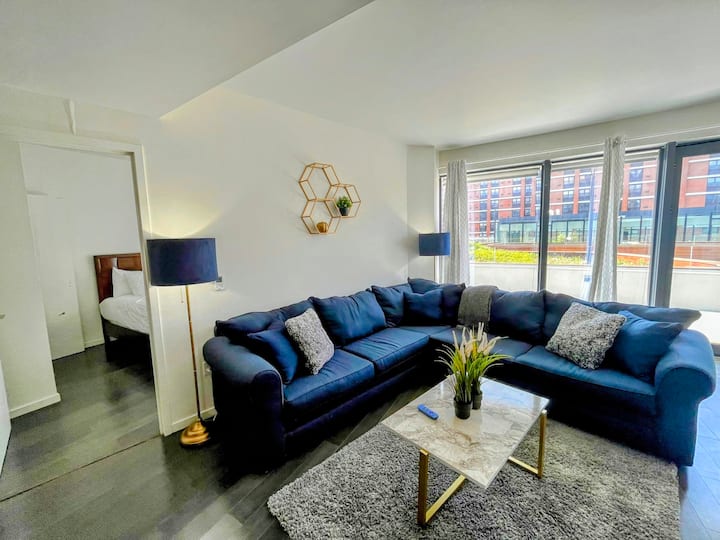 2br/2ba Apt-5 Min To Seton Hall W/patio & Parking - Montclair, NJ