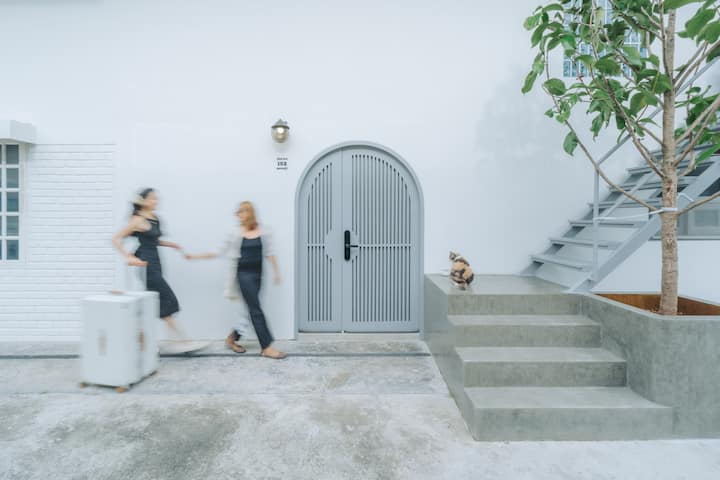 Homey Family's Room With 2 Bathroom In Patong City - Patong Beach