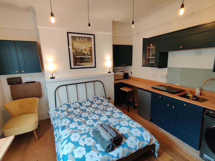 Studio In Central Bath - Bath