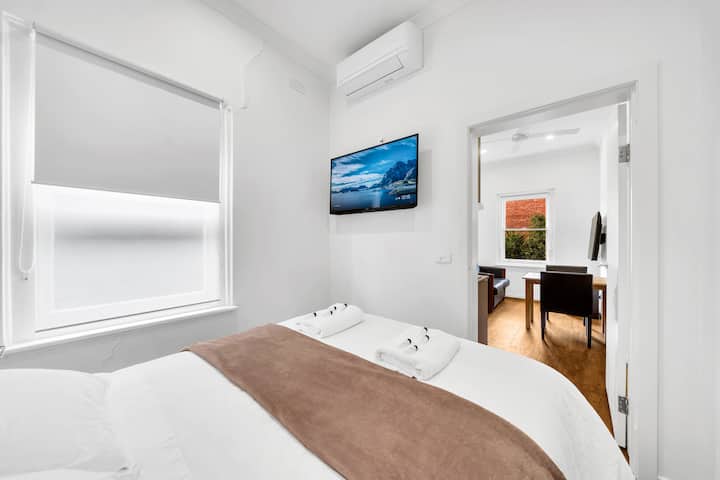 Grosvenor -Apartment 6 Queen Ff - Richmond