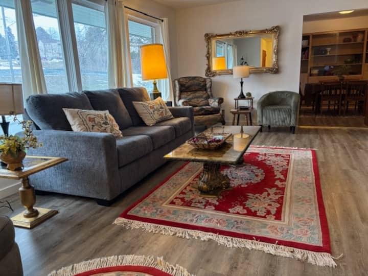 Home In Pullman - Pullman, WA