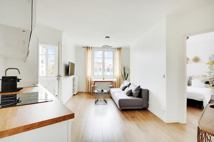 Brand New Modern Flat Heart Of Paris - ibis Paris Gare de Lyon Ledru Rollin