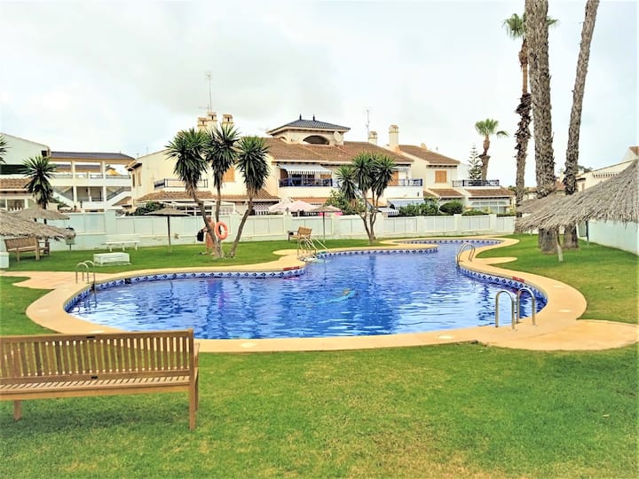 Chalet Adosado En Residencial Privada  Con Piscina - La Manga