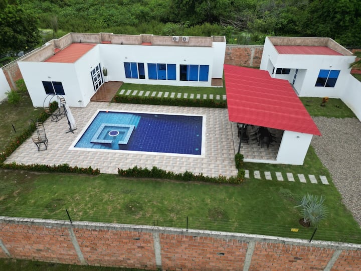 Casa Vacacional Villa Deluxe - Ricaurte