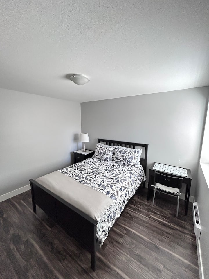 Bright 2-br Ensuite | Cozy & Family Friendly - Cypress Mountain