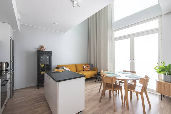 Ydinkeskustan Huoneisto Kahdessa Tasossa - Kuopio