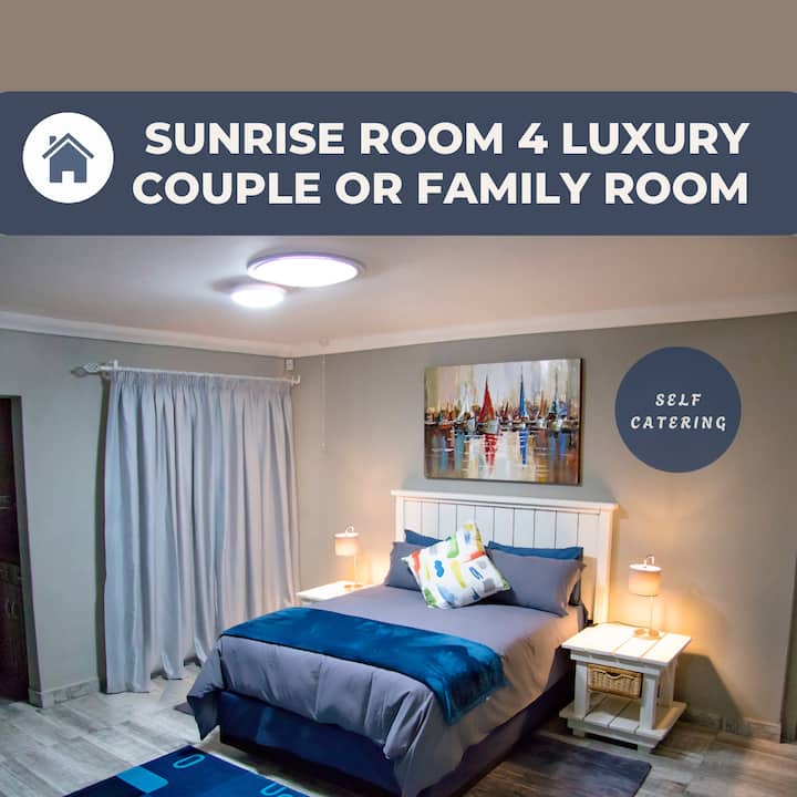 Sunrise Serenity Room 4 Luxury Double Room - Lydenburg