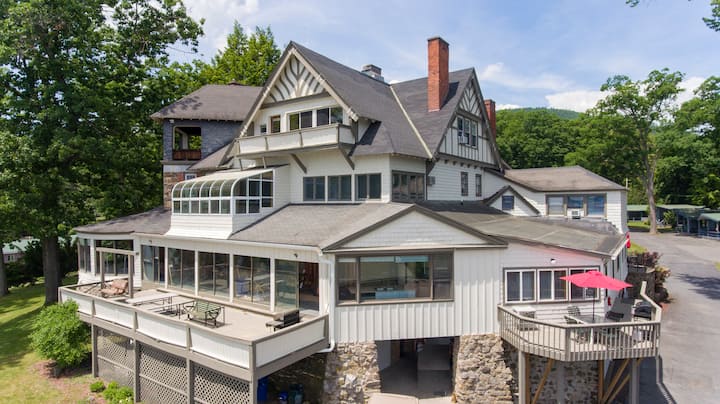 Historic Waterfront Mansion - Lake George, NY