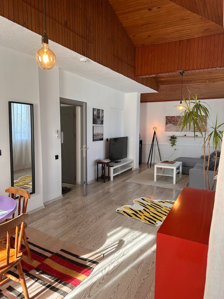 Sunny Rooftop Apartment With Private Terrace - Antalya