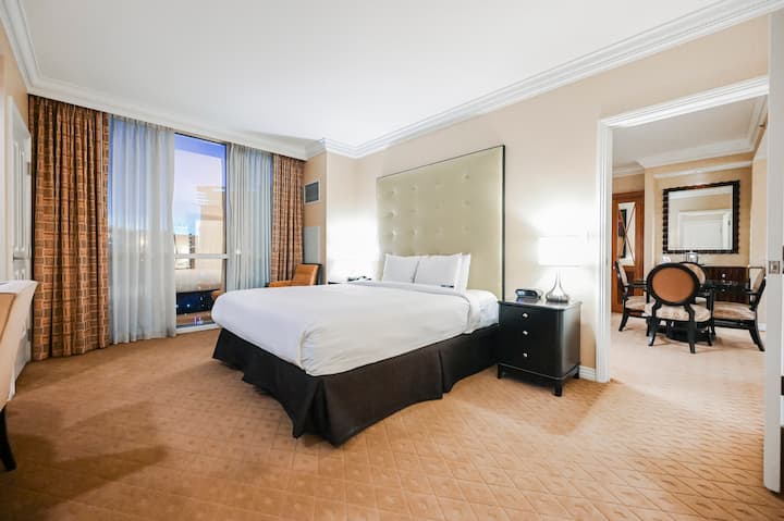 I38kl1* Combo 2&nbsp;Chambres/3&nbsp;Salles De Bain Avec Balcon Et Vue Sur Le Strip De Mgm - Las Vegas, NV