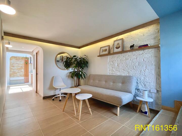 Casa Central Estilo Contemporáneo En Santa Rosa - Santa Rosa de Cabal