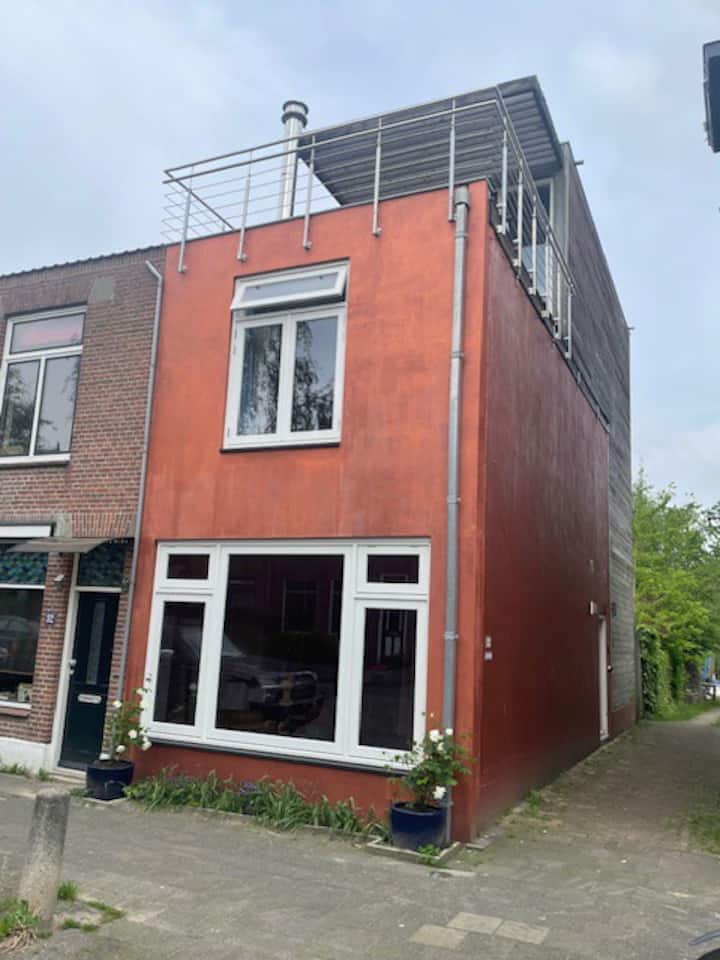 Spacious Home Near All Facilities - Amsterdam