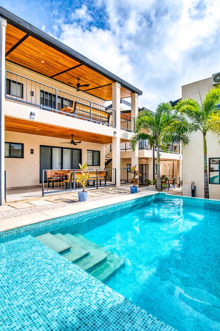 Disfruta Con Vista A La Piscina En Planta Baja - Tamarindo