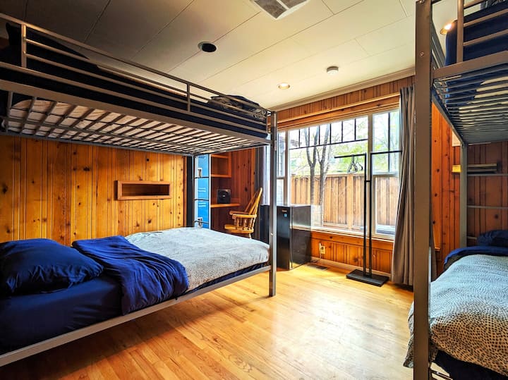 Bunk+brew, Hostel, Annex #1 Mixed Dorm (Shared) - Bend, OR