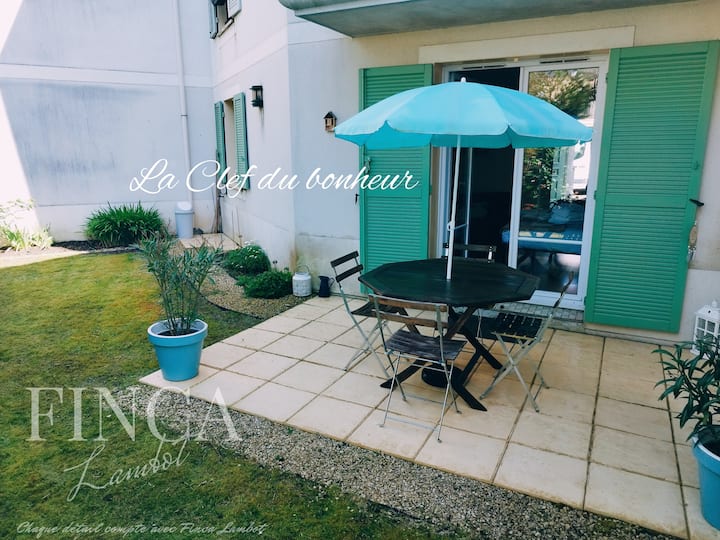 La Clef Du Bonheur- Disney Garage Jardin - Bailly-Romainvilliers