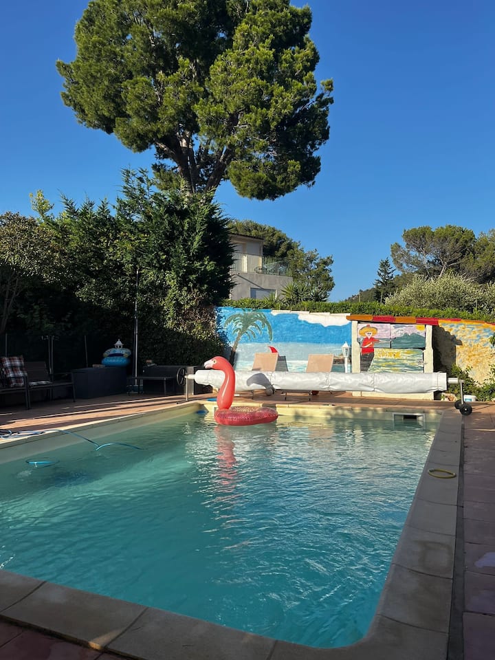 Studio Climatisé Avec Piscine - Carnoux-en-Provence