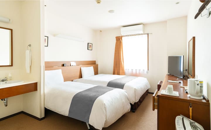 【Nearby Sta.】extra Bed Twin/breakfast/smoking/3ppl - 竹原市