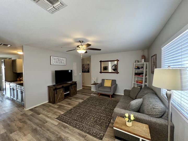 Eastside Tucson Gem - Tucson, AZ