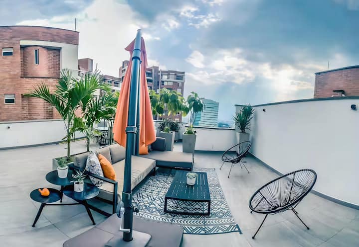 El Poblado • Modern Penthouse • Private Rooftop - Medellin, Antioquia, Colombia