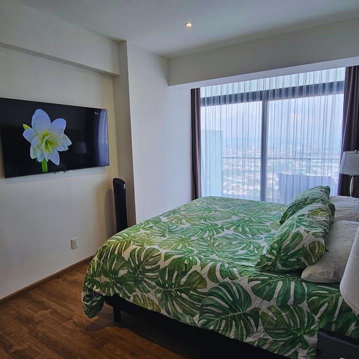 New, Luxury Apartment, Superb View & Ac - Santiago de Querétaro