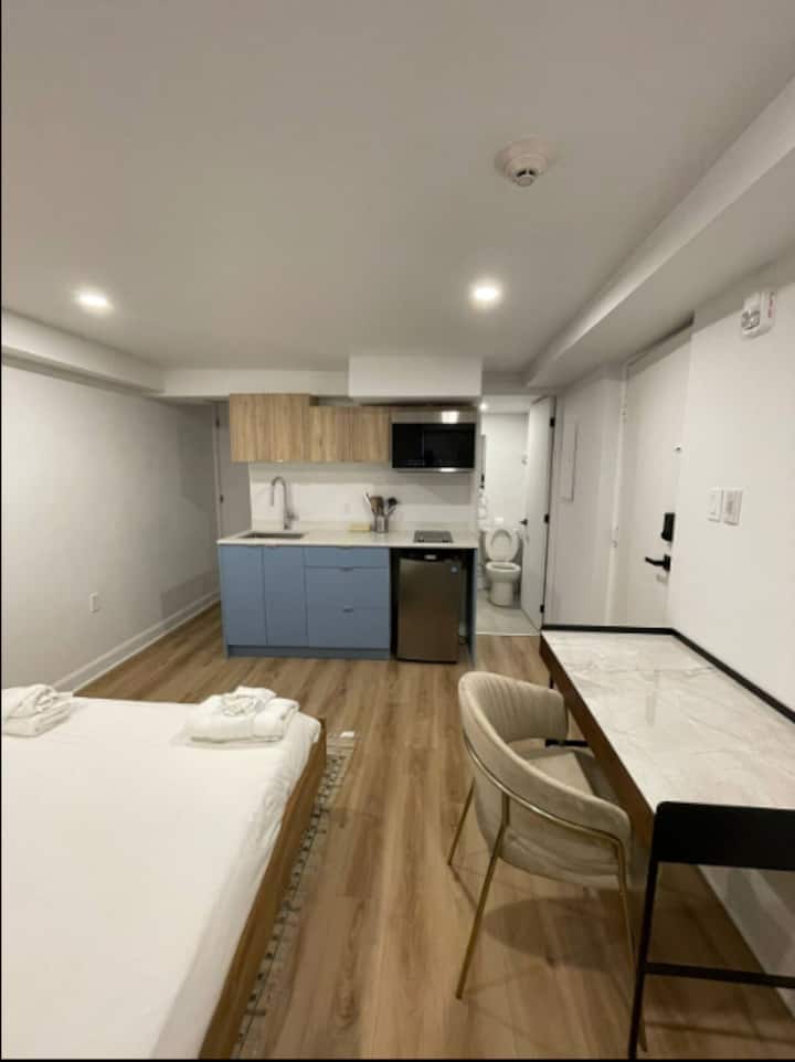 Private Studio Near Mcgill Uni - Montréal, QC