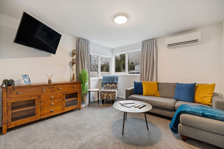 Comfortable 2 Bedroom Unit- Very Close To Town! - Queenstown