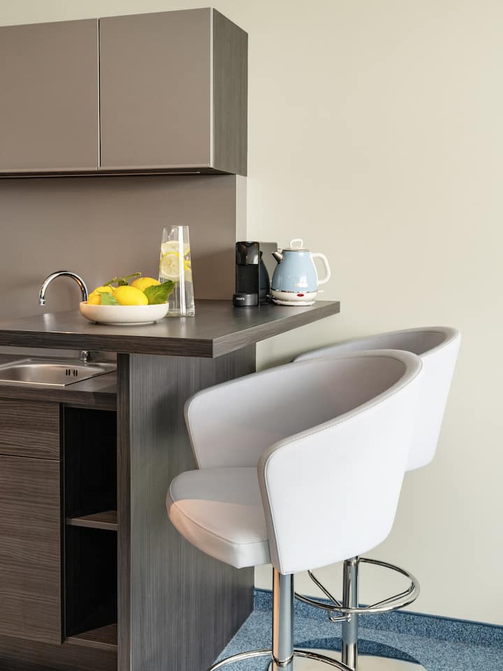 Numa | Xl Studio With Kitchen & Twin Beds - Munich