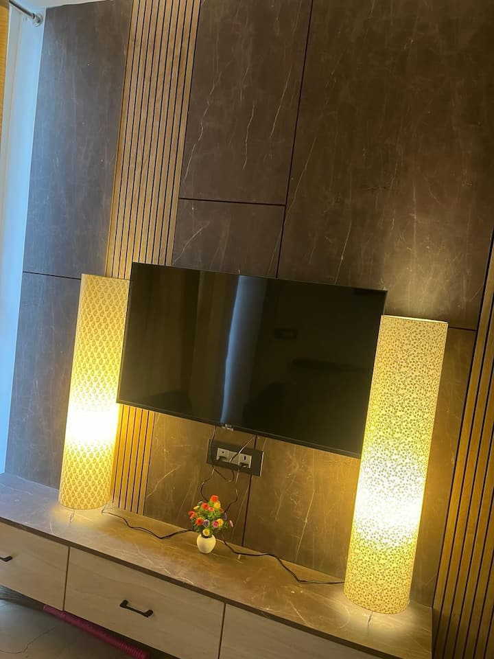 Cosygateway 2bhk Terrace Lift Tapovan #Lovelystays - Rishikesh