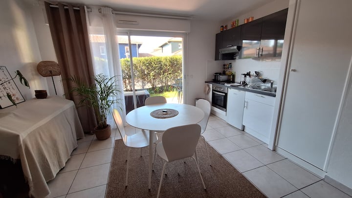 Appartement T2 Avec Jardin Et Parking - Anglet